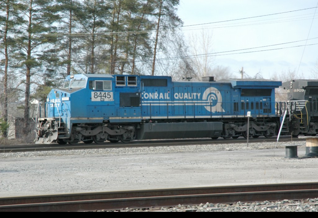 NS 8445 ( Ex CR ), West on NS